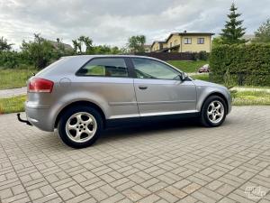 Grey Audi A3 2003 in Vilnius, with an engine capacity of 2.00 L and mileage of 393 thousand km for 1500 €, photo 8 on AUTOMOTO.COM.LV