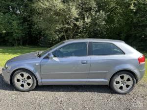 Pelēks Audi A3 2003 Kaišiadorys, ar dzinēja tilpumu 2.00 L un nobraukumu 291 tūkst. km par 500 €, foto 3 vietnē AUTOMOTO.COM.LV