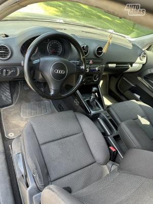 Pelēks Audi A3 2003 Kaišiadorys, ar dzinēja tilpumu 2.00 L un nobraukumu 291 tūkst. km par 500 €, foto 7 vietnē AUTOMOTO.COM.LV