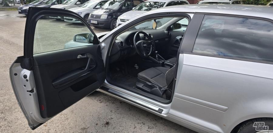 Grey Audi A3 2003 in Kaunas, with an engine capacity of 2.00 L and mileage of 354 thousand km for 1200 €, photo 7 on AUTOMOTO.COM.LV