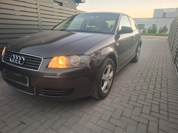Pelēks Audi A3 2003 Klaipėda, ar dzinēja tilpumu 2.00 L un nobraukumu 185 tūkst. km par 1360 €, foto 1 vietnē AUTOMOTO.COM.LV