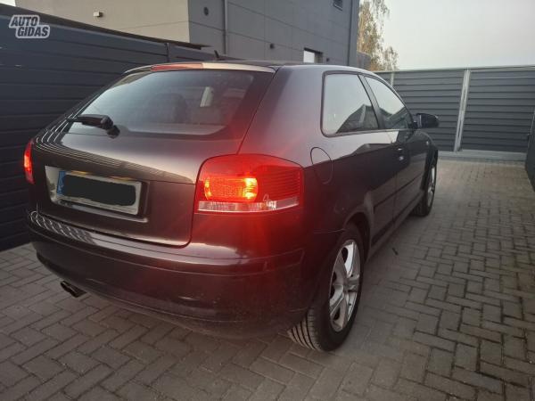 Pelēks Audi A3 2003 Klaipėda, ar dzinēja tilpumu 2.00 L un nobraukumu 185 tūkst. km par 1360 €, foto 5 vietnē AUTOMOTO.COM.LV