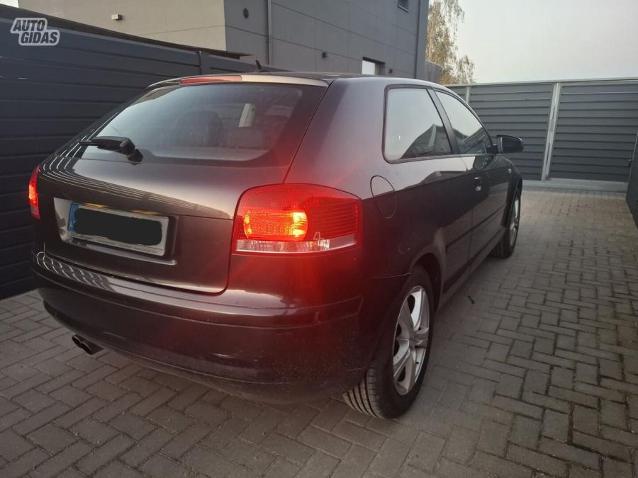 Pelēks Audi A3 2003 Klaipėda, ar dzinēja tilpumu 2.00 L un nobraukumu 185 tūkst. km par 1360 €, foto 5 vietnē AUTOMOTO.COM.LV
