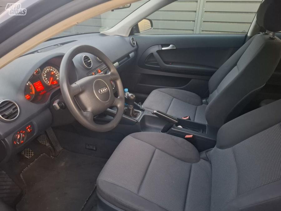 Pelēks Audi A3 2003 Klaipėda, ar dzinēja tilpumu 2.00 L un nobraukumu 185 tūkst. km par 1360 €, foto 6 vietnē AUTOMOTO.COM.LV