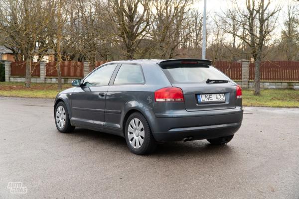 Pelēks Audi A3 2004 Kauņa, ar dzinēja tilpumu 2.00 L un nobraukumu 323 tūkst. km par 1000 €, foto 2 vietnē AUTOMOTO.COM.LV