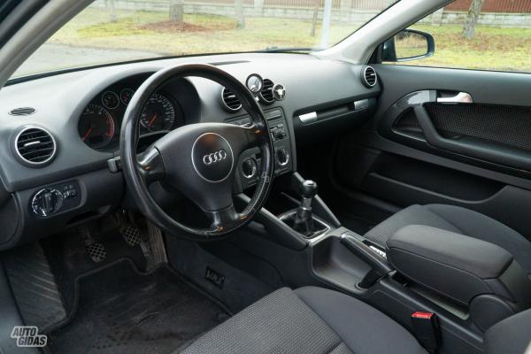 Pelēks Audi A3 2004 Kauņa, ar dzinēja tilpumu 2.00 L un nobraukumu 323 tūkst. km par 1000 €, foto 5 vietnē AUTOMOTO.COM.LV