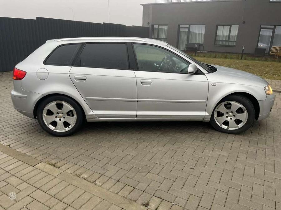 Grey Audi A3 2004 in Marijampole, with an engine capacity of 1.97 L and mileage of 297 thousand km for 1900 €, photo 5 on AUTOMOTO.COM.LV