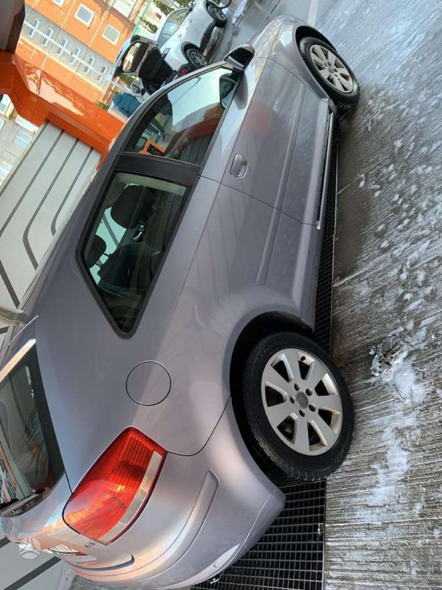 Pelēks Audi A3 2004 Klaipėda, ar dzinēja tilpumu 1.60 L un nobraukumu 189 tūkst. km par 1300 €, foto 4 vietnē AUTOMOTO.COM.LV
