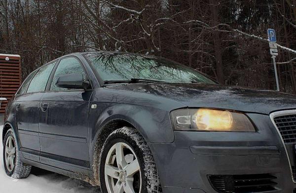 Pelēks Audi A3 2004 Viļņa, ar dzinēja tilpumu 1.97 L un nobraukumu 255 tūkst. km par 2600 €, foto 2 vietnē AUTOMOTO.COM.LV