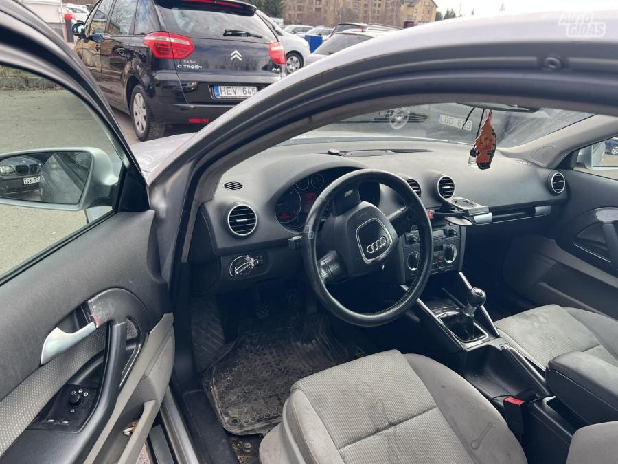Pelēks Audi A3 2004 Šauļi, ar dzinēja tilpumu 1.90 L un nobraukumu 343 tūkst. km par 999 €, foto 17 vietnē AUTOMOTO.COM.LV