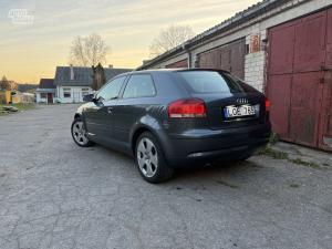 Pelēks Audi A3 2004 Panevēža, ar dzinēja tilpumu 1.90 L un nobraukumu 285 tūkst. km par 1990 €, foto 4 vietnē AUTOMOTO.COM.LV