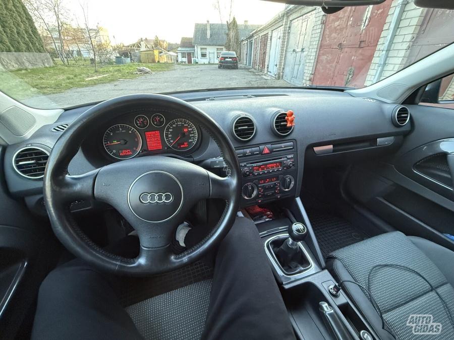 Pelēks Audi A3 2004 Panevēža, ar dzinēja tilpumu 1.90 L un nobraukumu 285 tūkst. km par 1990 €, foto 8 vietnē AUTOMOTO.COM.LV