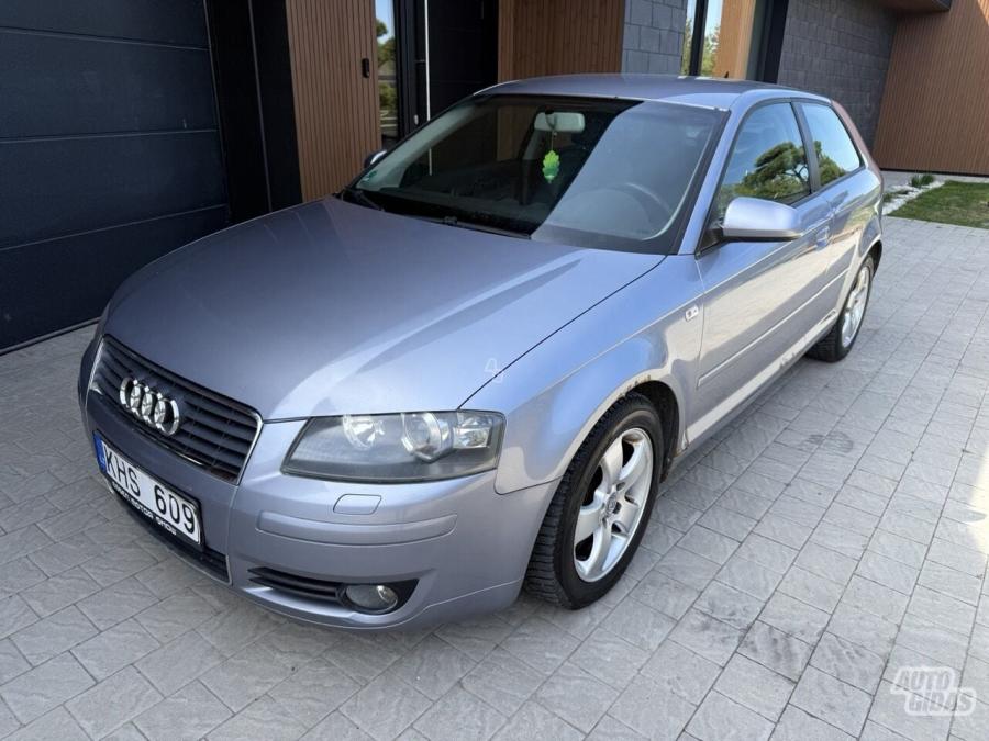 Pelēks Audi A3 2004 Viļņa, ar dzinēja tilpumu 2.00 L un nobraukumu 280 tūkst. km par 1800 €, foto 3 vietnē AUTOMOTO.COM.LV