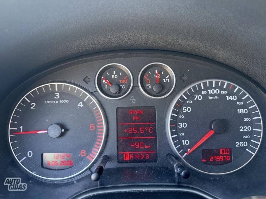 Pelēks Audi A3 2004 Viļņa, ar dzinēja tilpumu 2.00 L un nobraukumu 280 tūkst. km par 1800 €, foto 16 vietnē AUTOMOTO.COM.LV