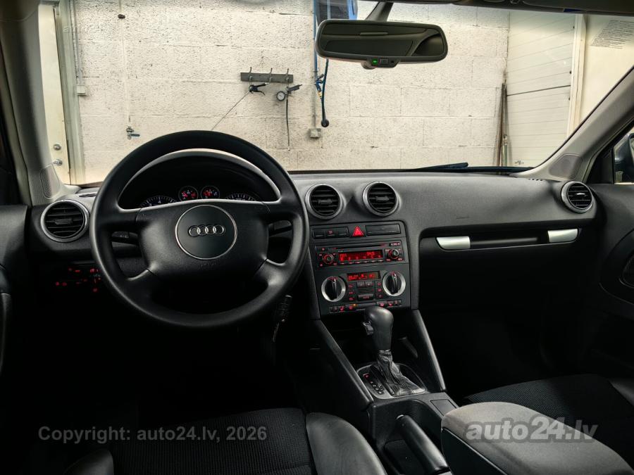Grey Audi A3 2004 in Viljandi, with an engine capacity of 1.60 L and mileage of 139 thousand km for 4190 €, photo 5 on AUTOMOTO.COM.LV