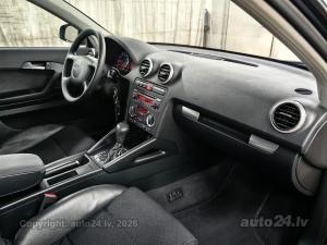 Grey Audi A3 2004 in Viljandi, with an engine capacity of 1.60 L and mileage of 139 thousand km for 4190 €, photo 6 on AUTOMOTO.COM.LV