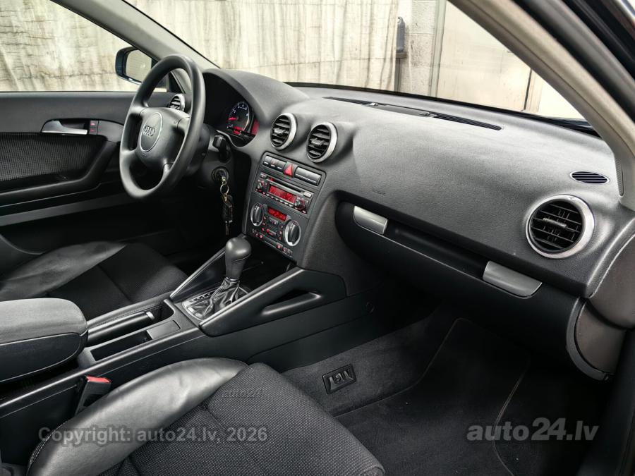 Grey Audi A3 2004 in Viljandi, with an engine capacity of 1.60 L and mileage of 139 thousand km for 4190 €, photo 6 on AUTOMOTO.COM.LV