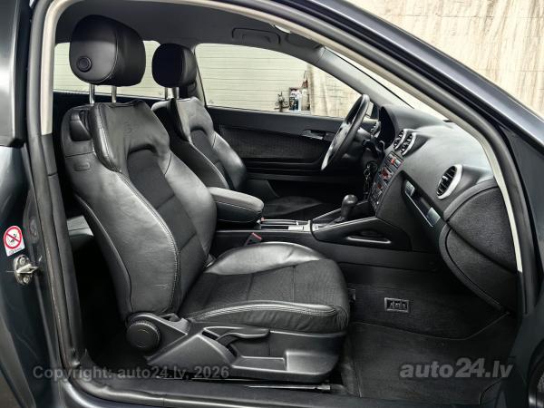 Grey Audi A3 2004 in Viljandi, with an engine capacity of 1.60 L and mileage of 139 thousand km for 4190 €, photo 6 on AUTOMOTO.COM.LV