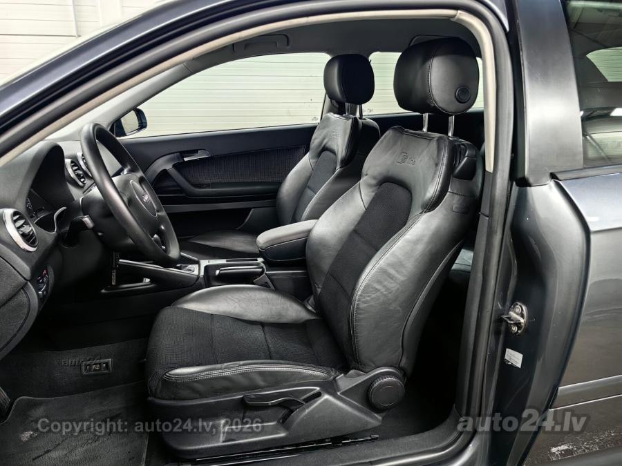 Grey Audi A3 2004 in Viljandi, with an engine capacity of 1.60 L and mileage of 139 thousand km for 4190 €, photo 9 on AUTOMOTO.COM.LV