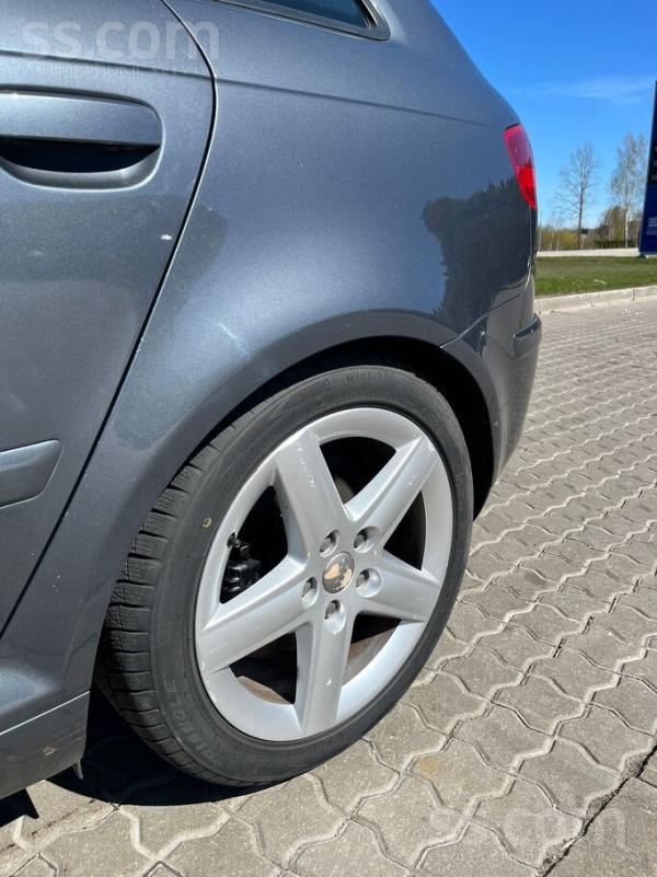 Grey Audi A3 2004 in Riga, with an engine capacity of 1.90 L and mileage of 305 thousand km for 2800 €, photo 6 on AUTOMOTO.COM.LV