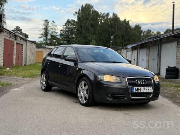 Pelēks Audi A3 2004 Rīga, ar dzinēja tilpumu 2.00 L un nobraukumu 355 tūkst. km par 2250 €, foto 2 vietnē AUTOMOTO.COM.LV
