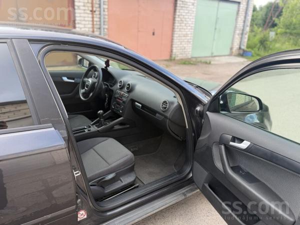 Pelēks Audi A3 2004 Rīga, ar dzinēja tilpumu 2.00 L un nobraukumu 355 tūkst. km par 2250 €, foto 10 vietnē AUTOMOTO.COM.LV