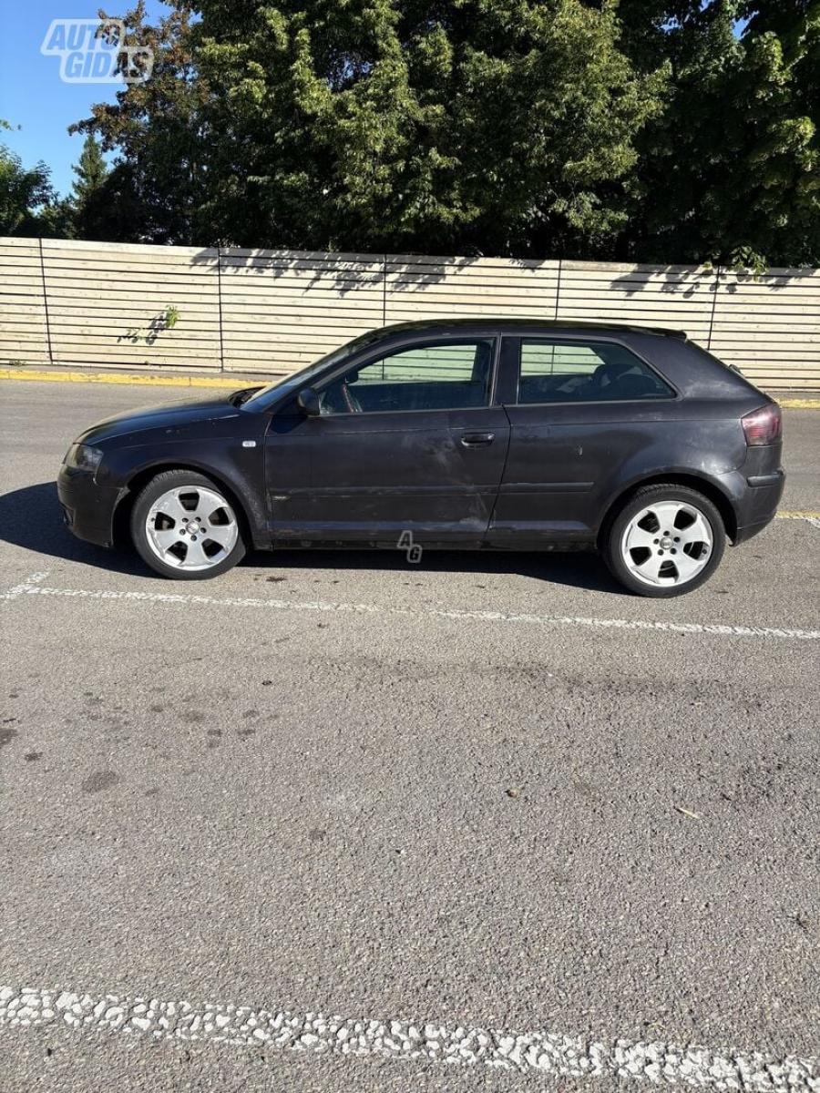 Grey Audi A3 2004 in Kaunas, with an engine capacity of 2.00 L and mileage of 304 thousand km for 700 €, photo 4 on AUTOMOTO.COM.LV
