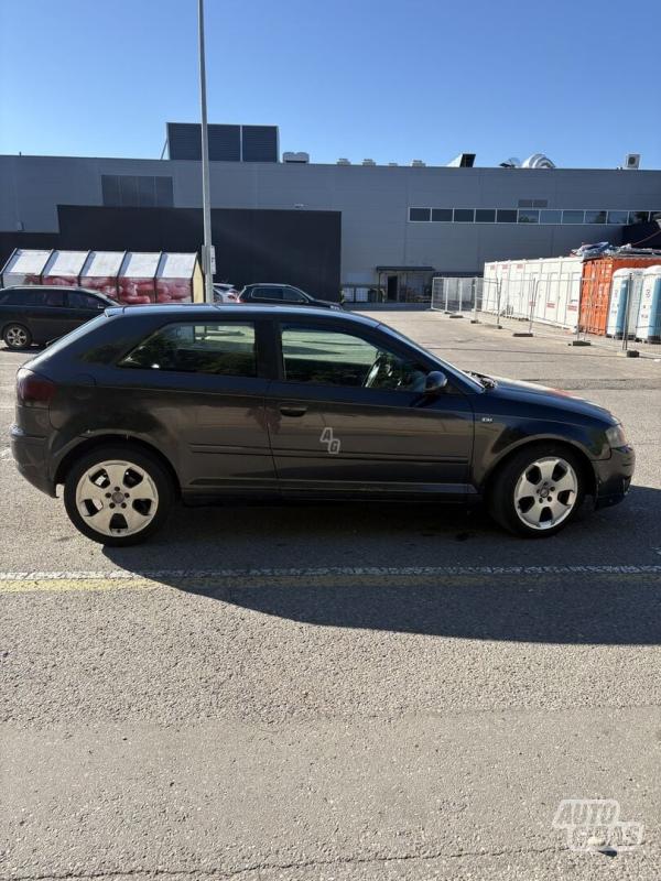 Pelēks Audi A3 2004 Kauņa, ar dzinēja tilpumu 2.00 L un nobraukumu 304 tūkst. km par 650 €, foto 7 vietnē AUTOMOTO.COM.LV
