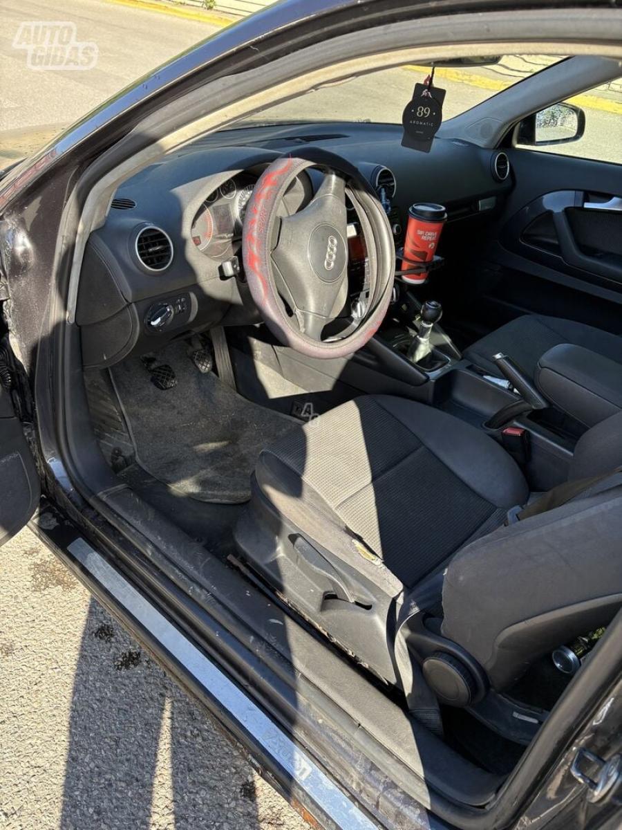 Grey Audi A3 2004 in Kaunas, with an engine capacity of 2.00 L and mileage of 304 thousand km for 700 €, photo 12 on AUTOMOTO.COM.LV
