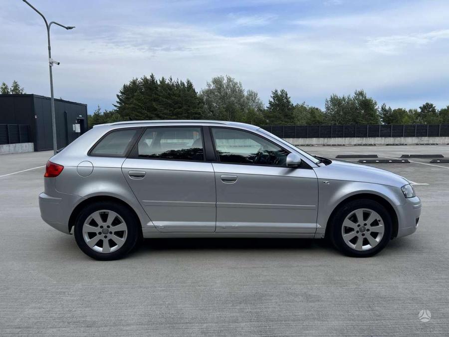 Grey Audi A3 2004 in Vilnius, with an engine capacity of 1.97 L and mileage of 395 thousand km for 2700 €, photo 6 on AUTOMOTO.COM.LV
