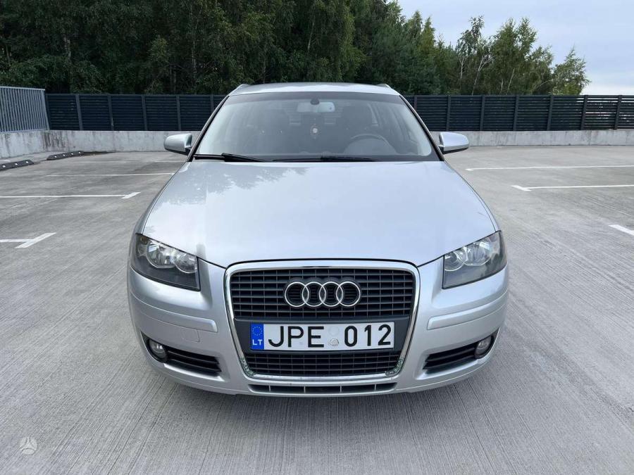 Grey Audi A3 2004 in Vilnius, with an engine capacity of 1.97 L and mileage of 395 thousand km for 2700 €, photo 12 on AUTOMOTO.COM.LV