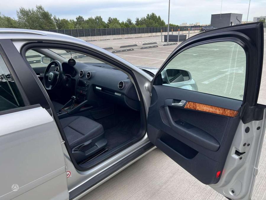 Grey Audi A3 2004 in Vilnius, with an engine capacity of 1.97 L and mileage of 395 thousand km for 2700 €, photo 16 on AUTOMOTO.COM.LV