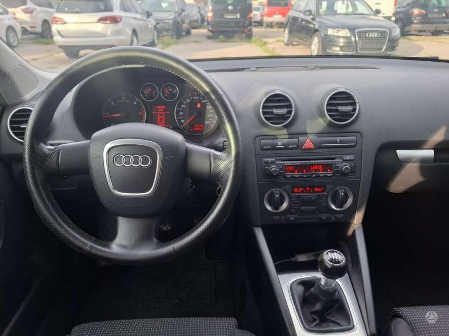 Pelēks Audi A3 2004 Utena, ar dzinēja tilpumu 1.97 L un nobraukumu 250 tūkst. km par 2250 €, foto 12 vietnē AUTOMOTO.COM.LV