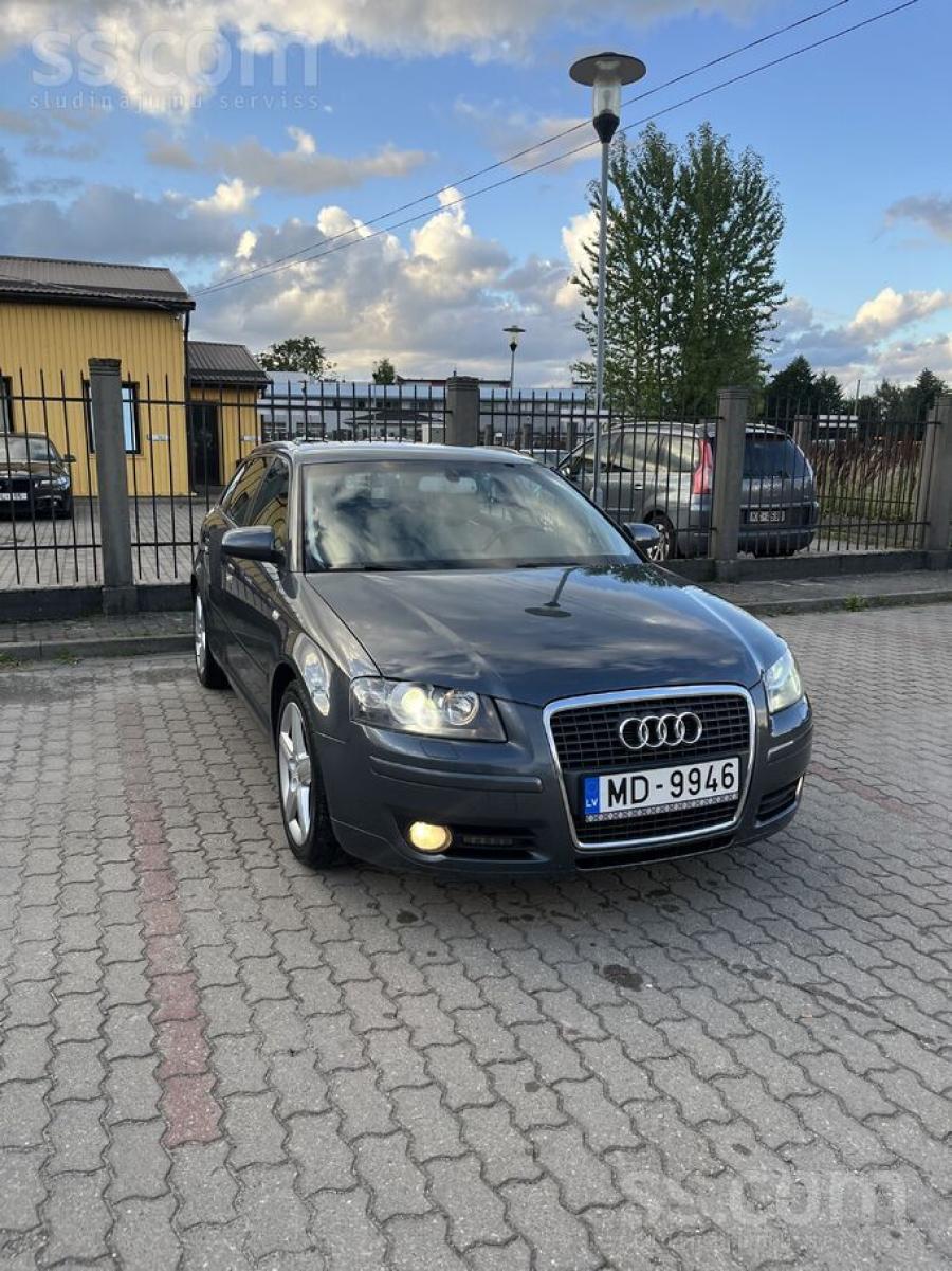 Grey Audi A3 2004 in Riga, with an engine capacity of 2.00 L and mileage of 307 thousand km for 2900 €, photo 3 on AUTOMOTO.COM.LV