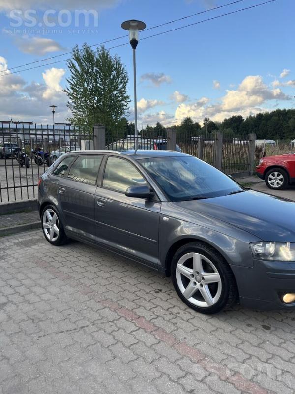 Pelēks Audi A3 2004 Rīga, ar dzinēja tilpumu 2.00 L un nobraukumu 307 tūkst. km par 2900 €, foto 3 vietnē AUTOMOTO.COM.LV