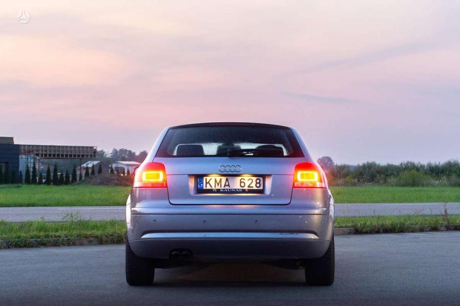Grey Audi A3 2004 in Kaunas, with an engine capacity of 2.00 L and mileage of 350 thousand km for 1500 €, photo 4 on AUTOMOTO.COM.LV