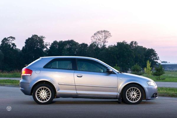 Grey Audi A3 2004 in Kaunas, with an engine capacity of 2.00 L and mileage of 350 thousand km for 1500 €, photo 4 on AUTOMOTO.COM.LV