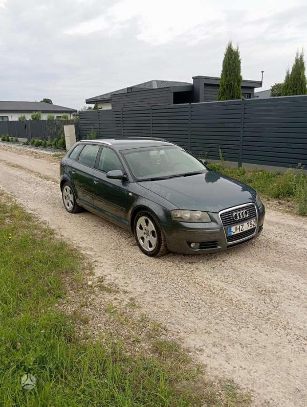 Pelēks Audi A3 2004 Klaipėda, ar dzinēja tilpumu 1.97 L un nobraukumu 370 tūkst. km par 1950 €, foto 9 vietnē AUTOMOTO.COM.LV