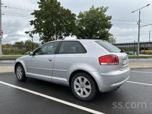 Pelēks Audi A3 2004 Rīga, ar dzinēja tilpumu 2.00 L un nobraukumu 186 tūkst. km par 2000 €, foto 5 vietnē AUTOMOTO.COM.LV