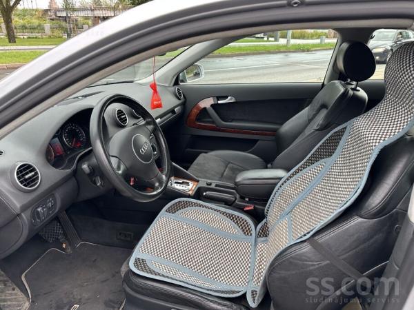 Grey Audi A3 2004 in Riga, with an engine capacity of 2.00 L and mileage of 186 thousand km for 2000 €, photo 9 on AUTOMOTO.COM.LV