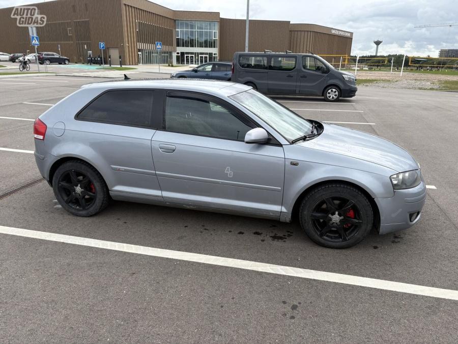 Pelēks Audi A3 2004 Gargždai, ar dzinēja tilpumu 2.00 L un nobraukumu 451 tūkst. km par 850 €, foto 5 vietnē AUTOMOTO.COM.LV