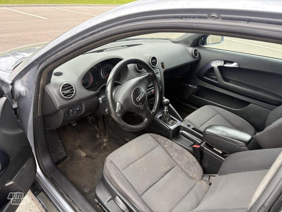 Pelēks Audi A3 2004 Gargždai, ar dzinēja tilpumu 2.00 L un nobraukumu 451 tūkst. km par 850 €, foto 11 vietnē AUTOMOTO.COM.LV
