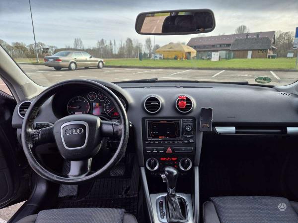 Grey Audi A3 2004 in Klaipeda, with an engine capacity of 0.00 L and mileage of 372 thousand km for 1400 €, photo 6 on AUTOMOTO.COM.LV
