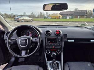 Pelēks Audi A3 2004 Klaipėda, ar dzinēja tilpumu 0.00 L un nobraukumu 372 tūkst. km par 1400 €, foto 6 vietnē AUTOMOTO.COM.LV