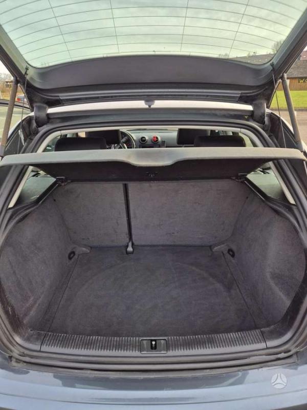 Grey Audi A3 2004 in Klaipeda, with an engine capacity of 0.00 L and mileage of 372 thousand km for 1400 €, photo 7 on AUTOMOTO.COM.LV