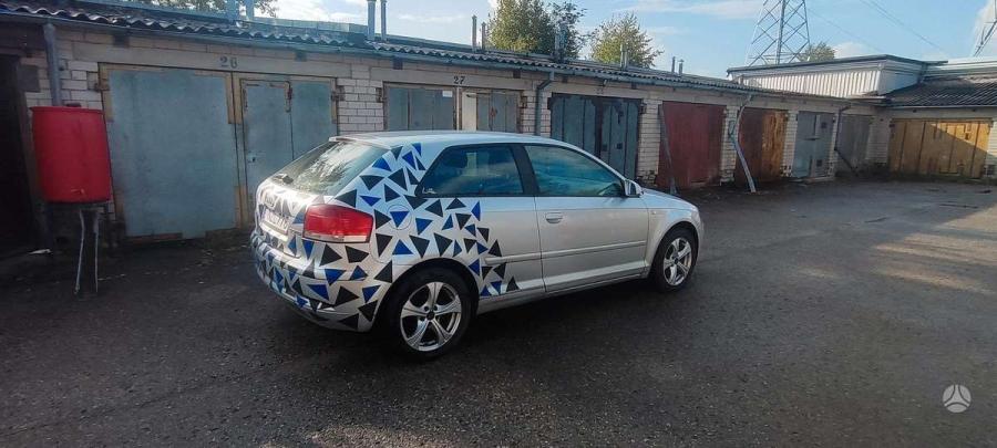 Pelēks Audi A3 2004 Panevēža, ar dzinēja tilpumu 1.97 L un nobraukumu 330 tūkst. km par 1150 €, foto 4 vietnē AUTOMOTO.COM.LV