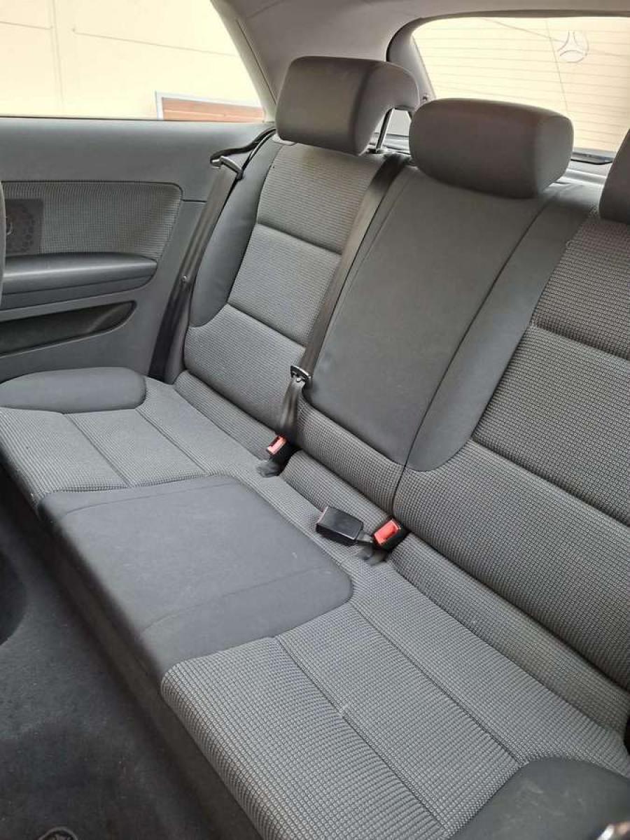 Pelēks Audi A3 2004 Raseiniai, ar dzinēja tilpumu 1.60 L un nobraukumu 240 tūkst. km par 1100 €, foto 6 vietnē AUTOMOTO.COM.LV