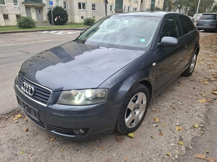 Pelēks Audi A3 2004 Viļņa, ar dzinēja tilpumu 2.00 L un nobraukumu 200 tūkst. km par 2500 €, foto 1 vietnē AUTOMOTO.COM.LV