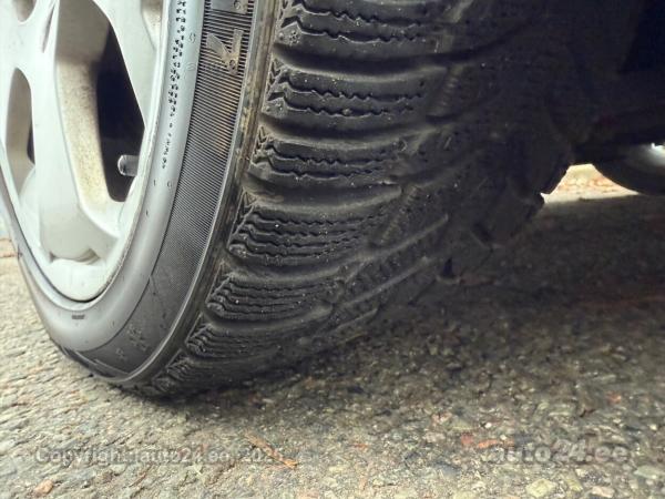 Pelēks Audi A3 2005 Tallina, ar dzinēja tilpumu 2.00 L un nobraukumu 265 tūkst. km par 1500 €, foto 11 vietnē AUTOMOTO.COM.LV