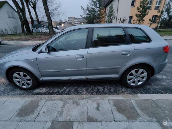 Grey Audi A3 2005 in Panevezys, with an engine capacity of 1.97 L and mileage of 308 thousand km for 2100 €, photo 3 on AUTOMOTO.COM.LV
